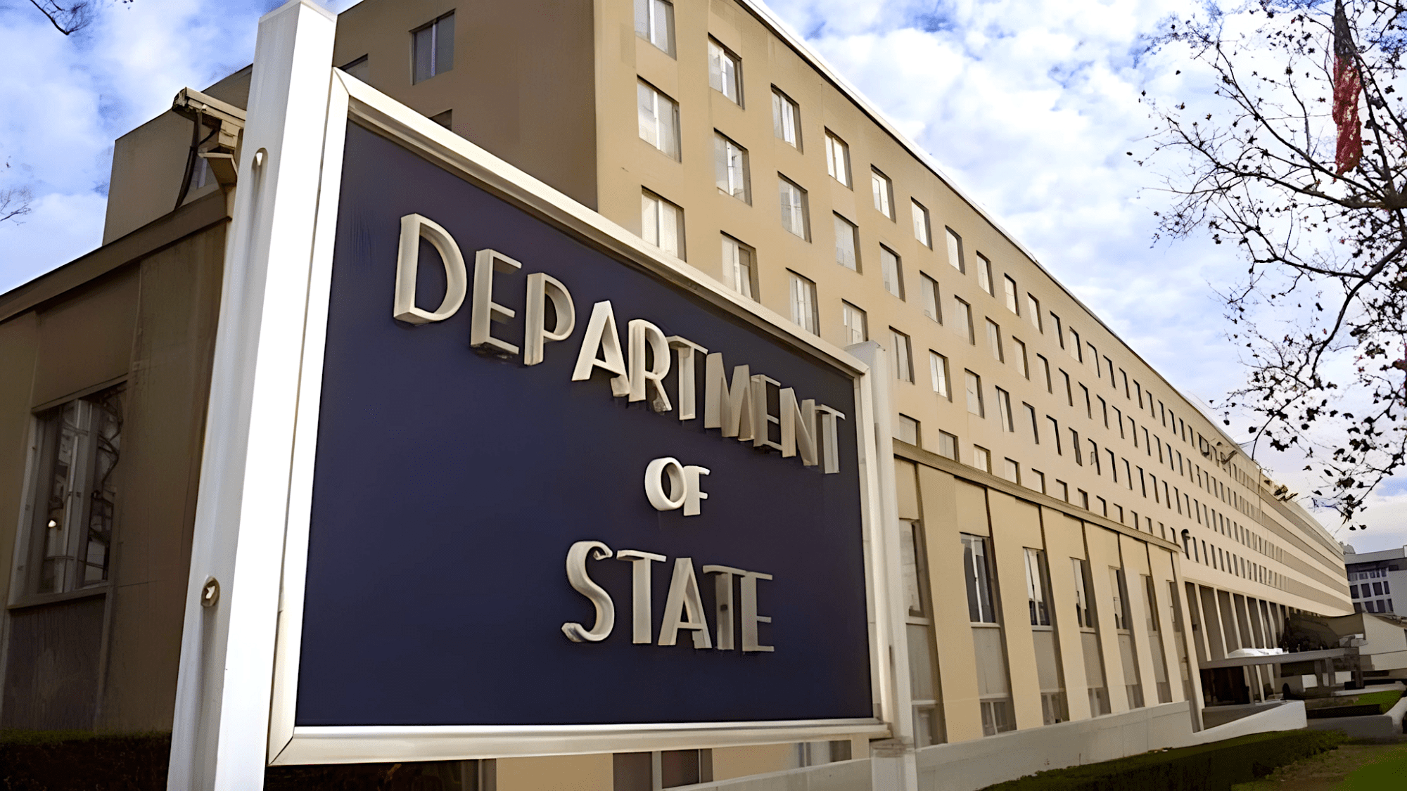 2048px-State_Department_Building_headquarters